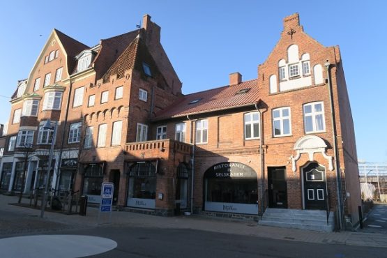 De 10 stationsbyer - Historiske Huse